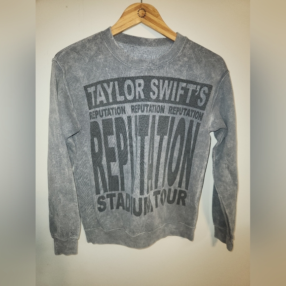 Taylor Swift | Tops | Taylor Swift Reputation Stadium Tour Sweatshirt ...